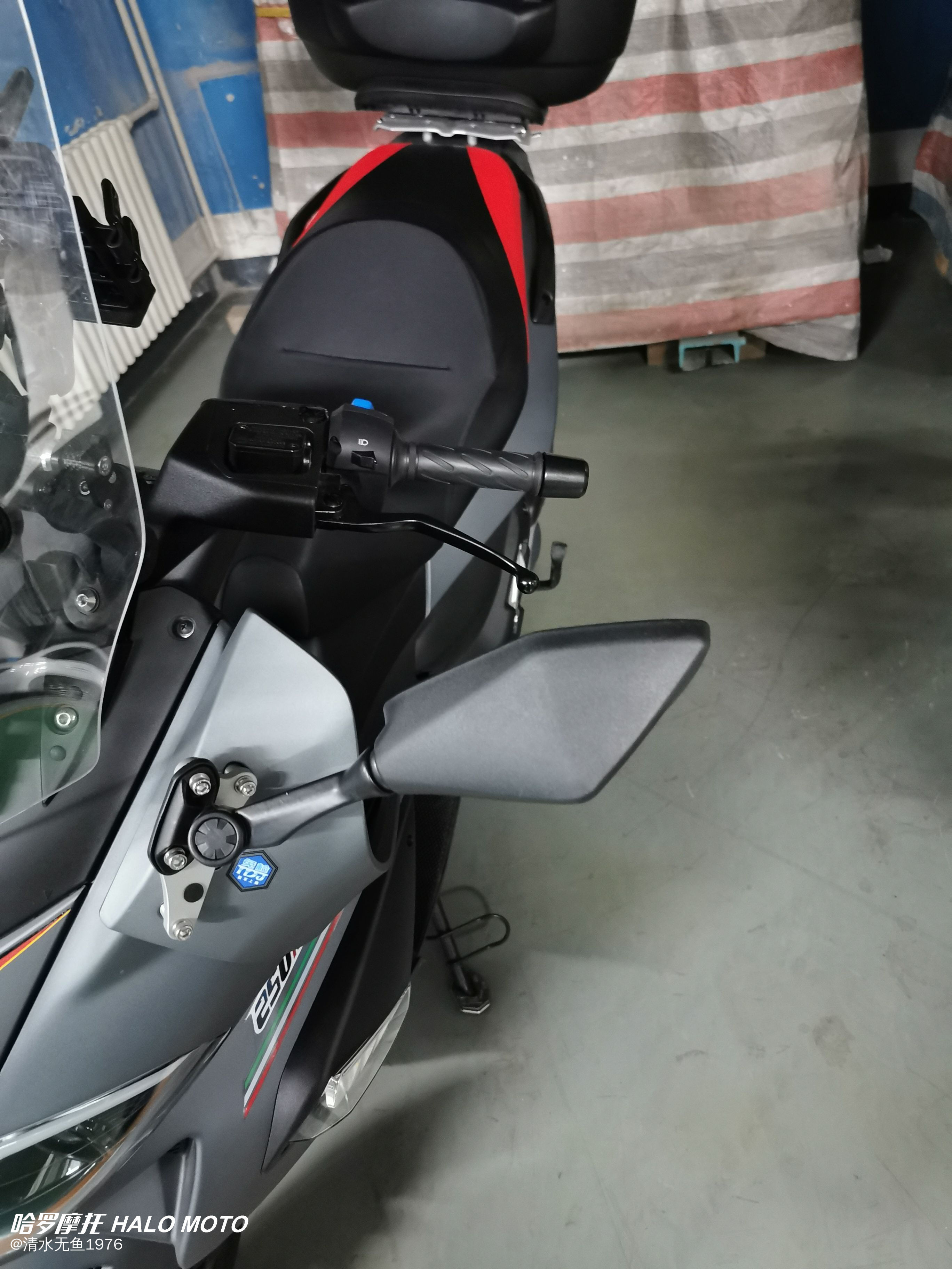 阿普利亚摩托车,SR MAX 300报价及图片-摩托范-哈罗摩托车官网